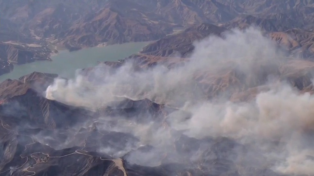 Canyon Fire burns near Lake Piru | FOX 11 Los Angeles