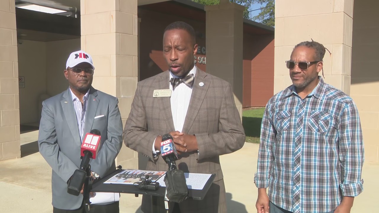 Blackface at Whitewater High volleyball game sparks outrage ...