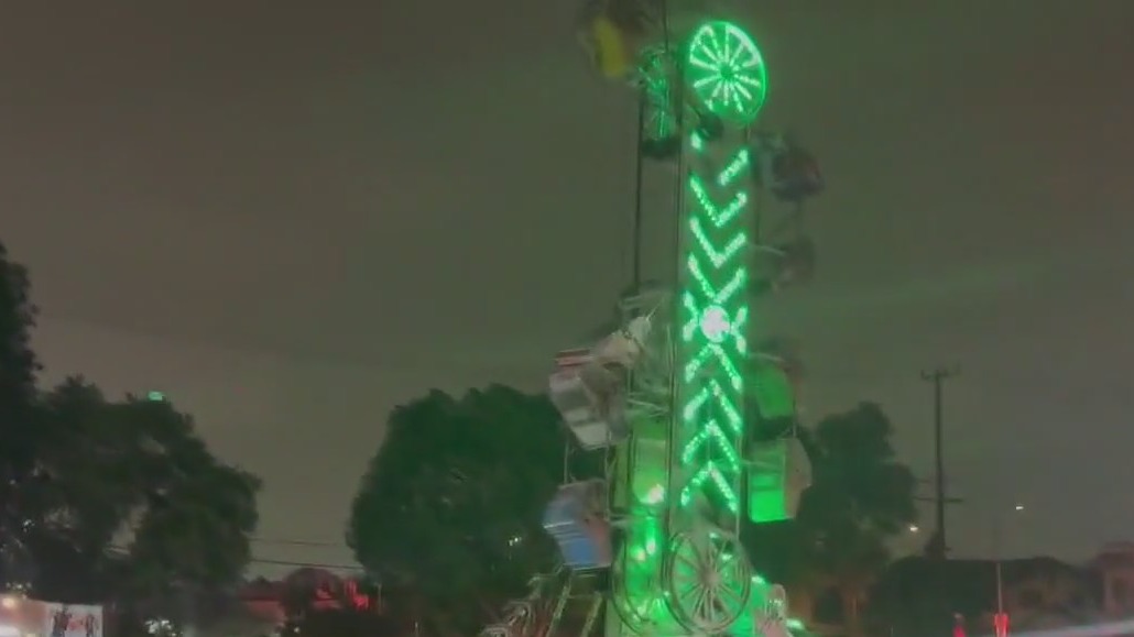 Carnival ride breaks mid-ride | FOX 11 Los Angeles