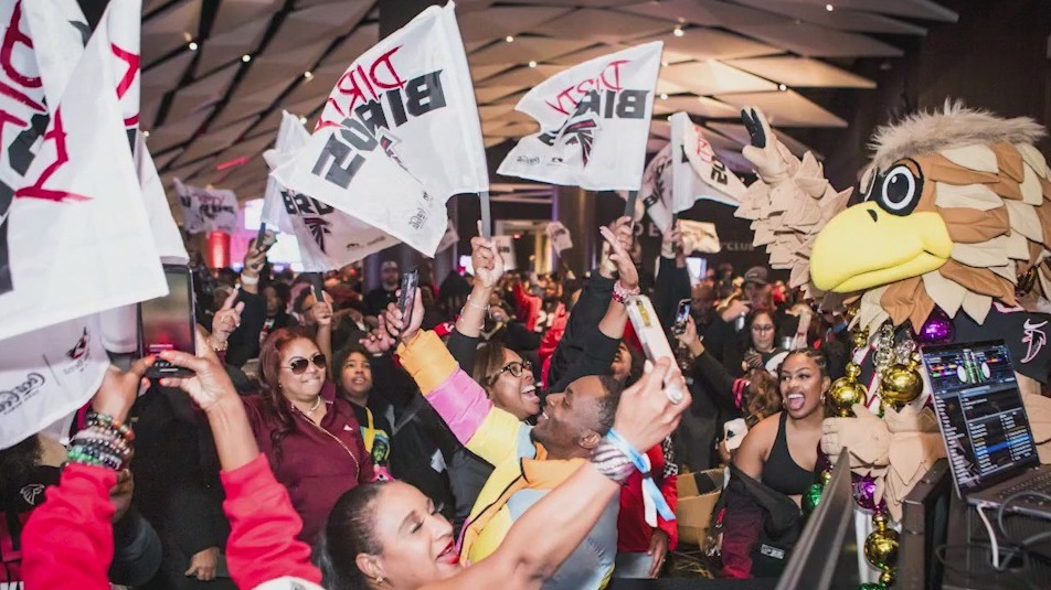 Falcons highlight film scene with ATLWood | FOX 5 Atlanta