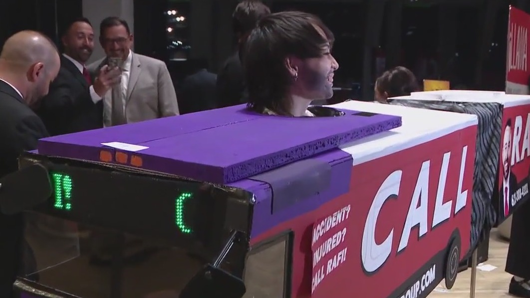 Rafi look-alike contest held in downtown Phoenix | FOX 10 Phoenix