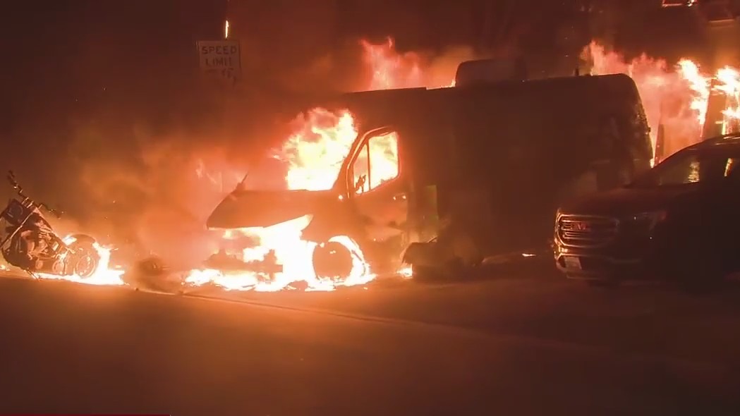 5 dead in Eaton Fire burning Altadena-Pasadena area; Public urged to ...