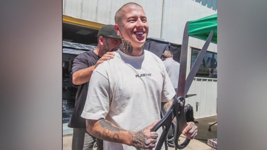 Vic Blends opens barber school in CA state prison | FOX 11 Los Angeles