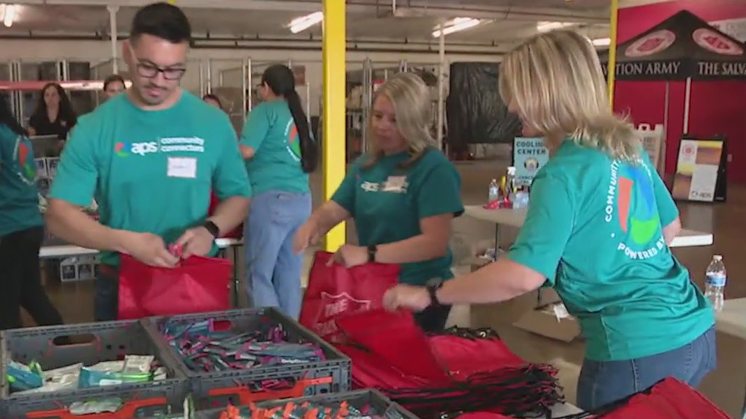 APS volunteers pack heat relief kits at Salvation Army | FOX 10 Phoenix