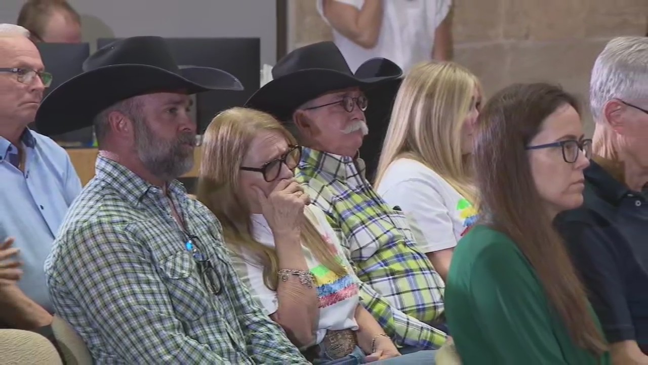 Austin yogurt shop murders linked to known serial killer, rapist ...