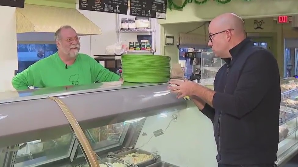 Kurt Schulz Delicatessen delivers old-fashioned favorites | FOX6 Milwaukee