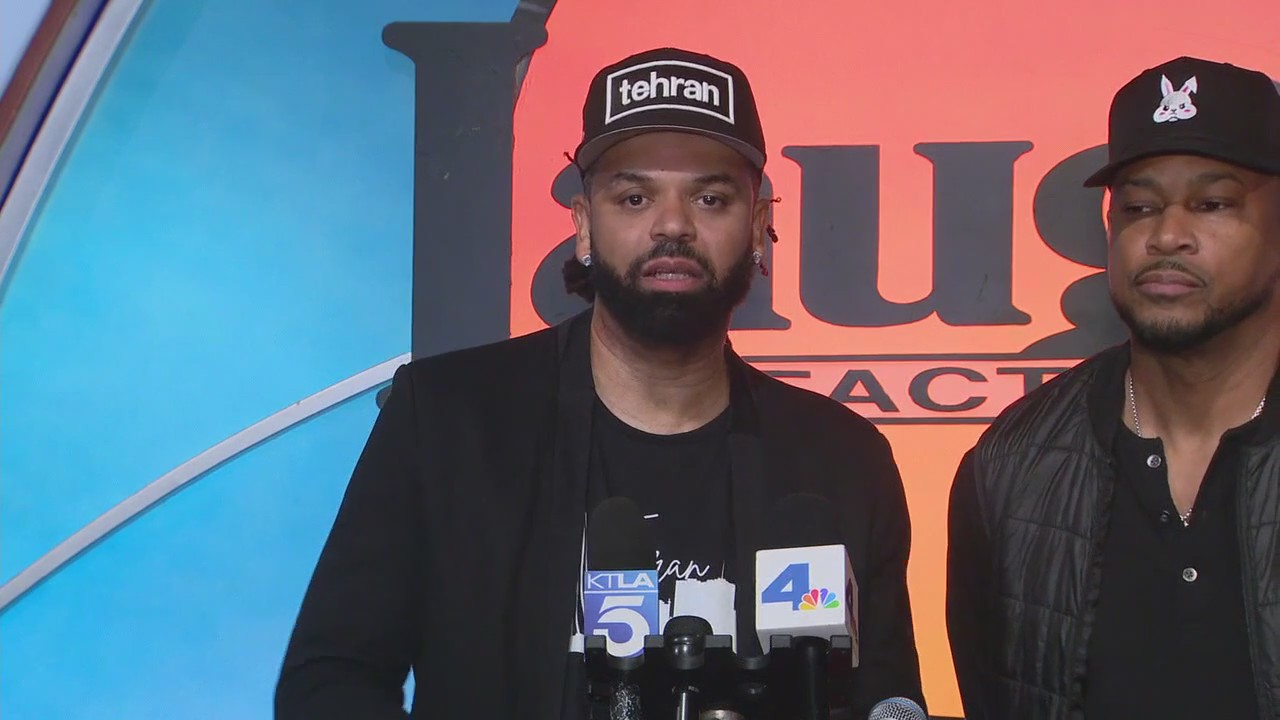 Return of 'Jimmy Kimmel Live!' delights LA protesters, free speech ...