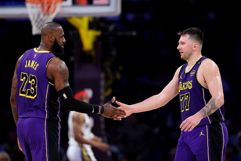 Luka Dončić's 43 points not enough in Lakers season-opener loss to ...