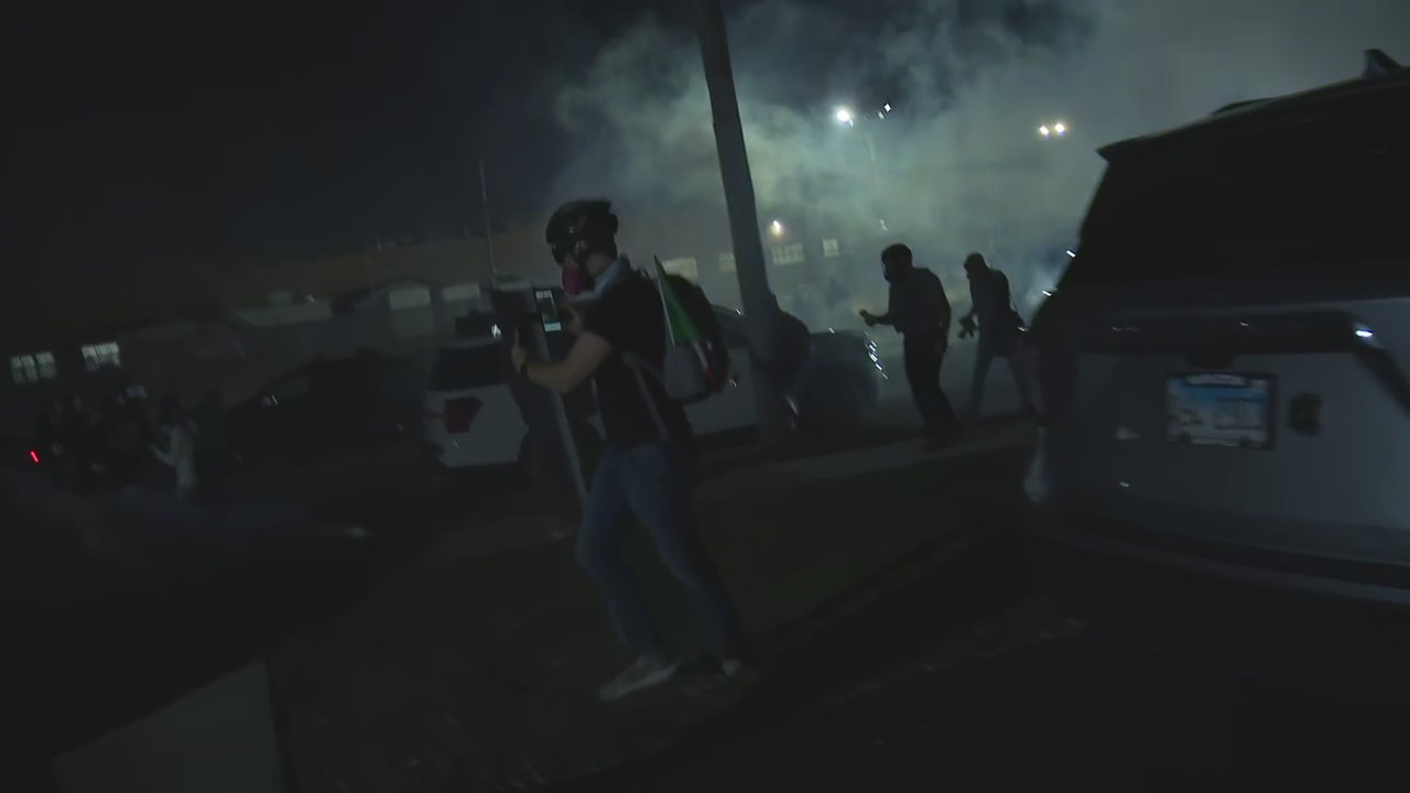 ICE to launch ‘enforcement action’ in Broadview amid outcry over feds ...