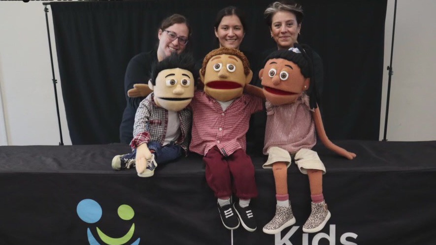 Puppets with a purpose | FOX 13 Tampa Bay