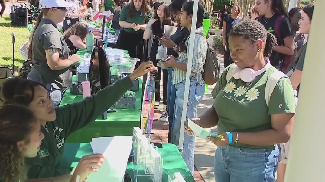 USF kicks off their 2025 Homecoming "Forever Green and Gold" | FOX 13 Tampa Bay