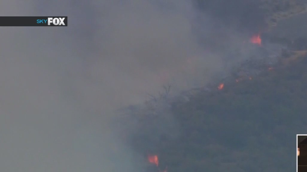 Burbank brush fire now under control | FOX 11 Los Angeles