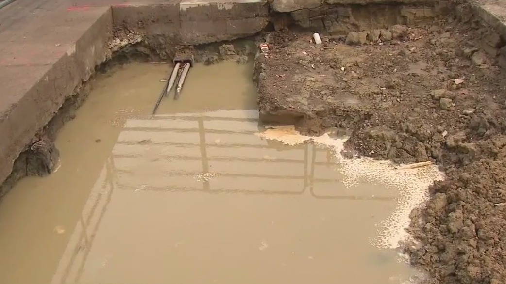 Gas meter installation leads to mess on Detroit's west side | FOX 2 Detroit