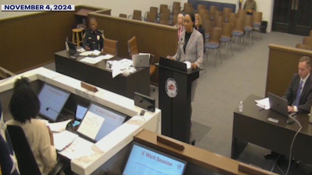 Meeting meltdown: Screaming match caught on camera as Jonesboro's mayor ...